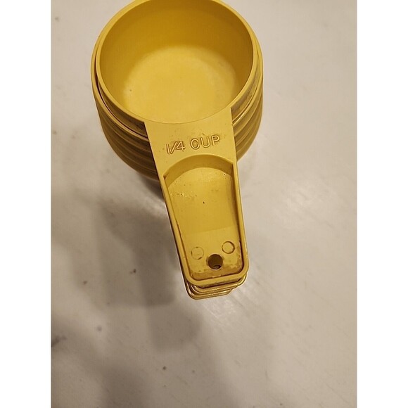 Tupperware | Kitchen | Tupperware Vintage Mustard Yellow Retro 7s ...